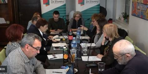 Savet za štampu Informer u dva teksta prekršio Kodeks Naslovi net