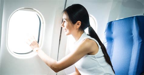 ‘raw Dogging Flights New Travel Trend Has People Confused Secret