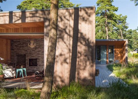 Johan Sundberg Clads Villa Ljung With Siberian Larch