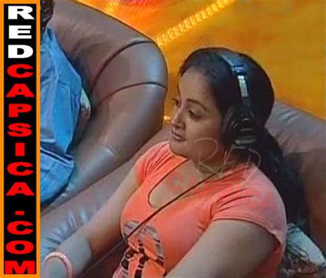 Southindian Actress Gallery Hot Andsexy Geetha Vijayan Photoshoot