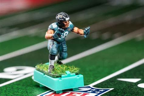 Fig 49 A Road Grader Offensive Lineman Itz Bases