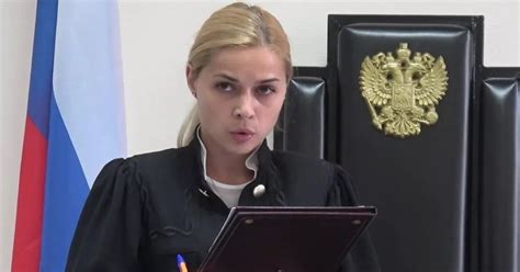 Judge Forced To Retire After Iphone Hacked And Topless Photo Leaked