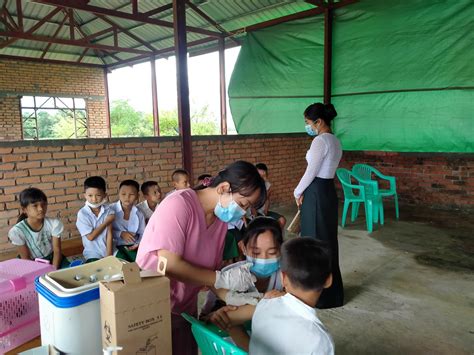 ပိုင်ကျုံမြို့၊ အ ထ က ခွဲ အထက် ပိုင်ကျုံကျောင်း၌ အသက် ၅ နှစ်နှင့် ၁၂ ကြား ကျောင်းသား သူများအား