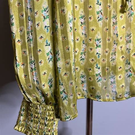 Maison D Amelie Tops Maison Damelie Size Xl Green Long Sleeve