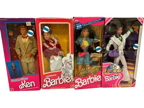 Lot 4 Vintage And Special Edition Barbies