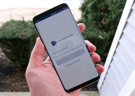 With Microsoft Teams You Can Now Bring More People To Your Mobile