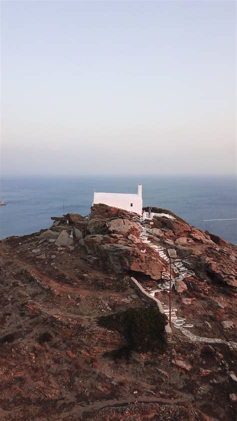 The Weekly Getaway The Long Sandy Stretches And Beautiful Sunset Hues Of Ios Travel Food People