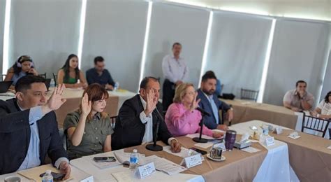 Aprueban En Comisión Reforma Para Reelegir Mesa Directiva En Congreso