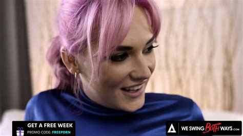 WE SWING BOTH WAYS Siri Dahl Orchestrates Steamy Bisexual Threesome