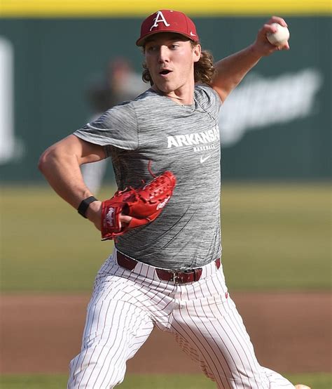 Dvh Sets Rotation For Razorbacks Opening Series The Arkansas