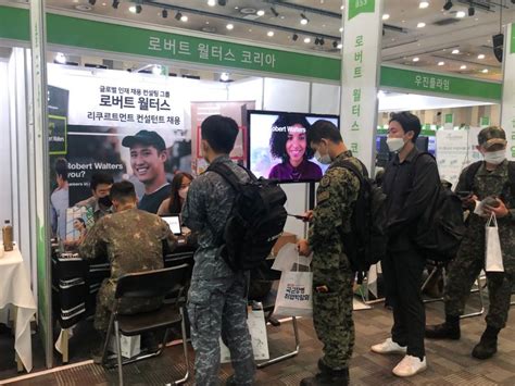 Kayeong Choi On Linkedin Robertwalterskorea Veteranscareerfair