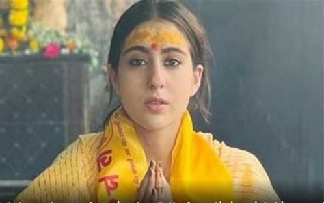 महाशिवरात्रि के दिन माथे पर तिलक लगाकर महादेव के मंदिर पूजा करने पहुंची