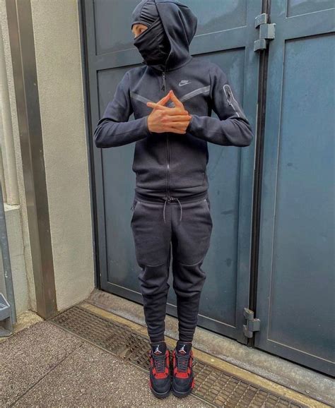 Pin By Baeinluxeee On Mandem Nike Tech Fleece Outfit Men Nike Tech