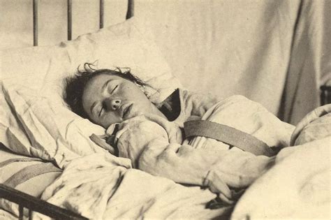 Haunting Portraits Of Disturbed Female Patients Show True Horror Of