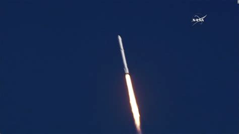 See Spacex Rocket Crash Landing Cnn Video
