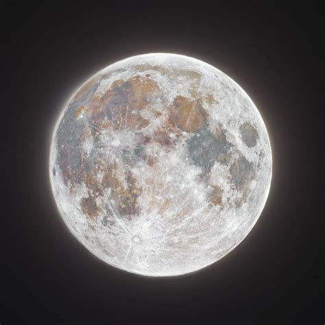 آخرین خبر تصاویری واضح و زیبا از کره ماه