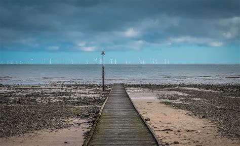 New York Chooses Offshore Wind Transmission Project Dredgewire