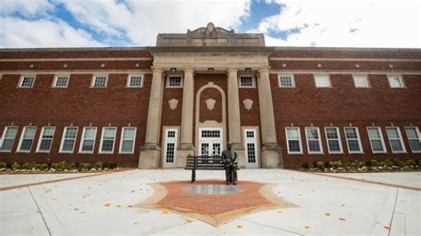 Murray State University On Linkedin Racerproud