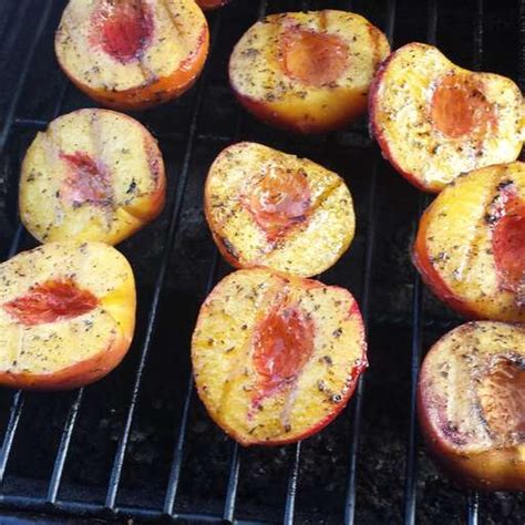 Quick Savory Grilled Peaches Recipe