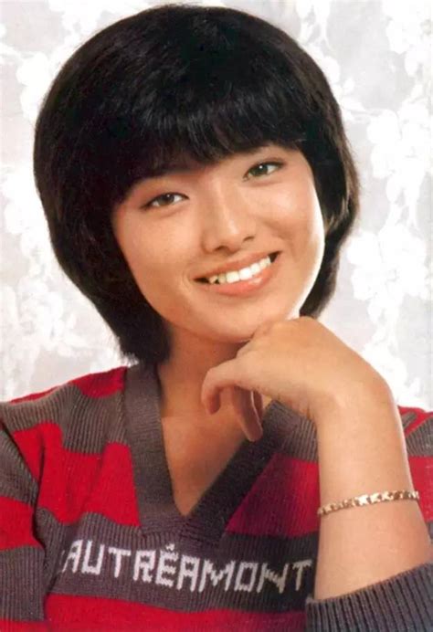 山口百惠演唱血疑主题曲《谢谢你》， 史上最全山口百惠影集太珍贵了