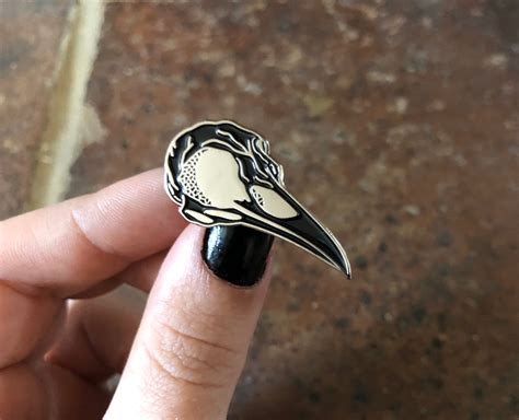 Crow Pin Badge Black Crow Skull Pin Soft Enamel Pin Skull Etsy