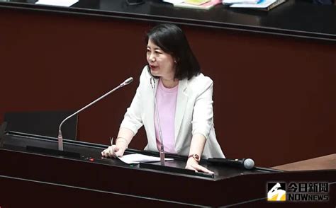 憲法法庭交鋒！吳思瑤諷黃國昌尷尬無比 「大法官不是吃素的」 政治快訊 要聞 Nownews今日新聞