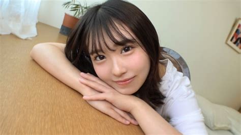 美少女×にこにこ×恥じらい 最強】天真爛漫なミニマム美少女jdが彼氏以外と初h！ニコニコは恥ずかしさの裏返し？ち こを入れるとミニマムボディ