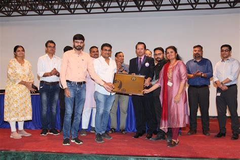 LONGEST SCIENCE INNOVATION EXPERT TALK SERIES World Records India