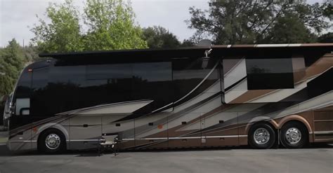 Watch Justin Bieber Shows Off His Tour Bus