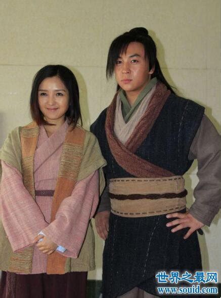 【图】释小龙和何洁结婚照，其实早已分手各不相关 —【文华奇闻网】