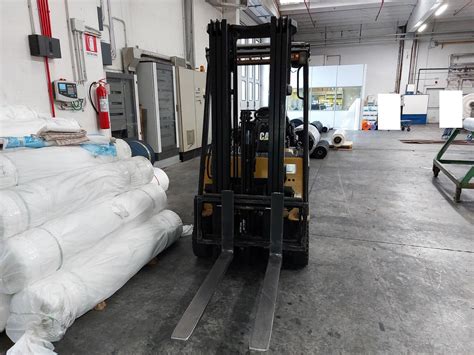 Lotto Carrello Elevatore Elettrico Cat