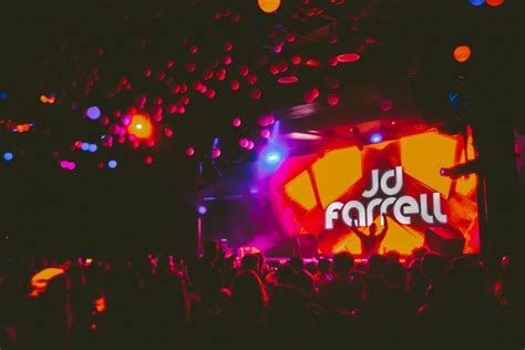 Meet Jd Farrell Canvasrebel Magazine