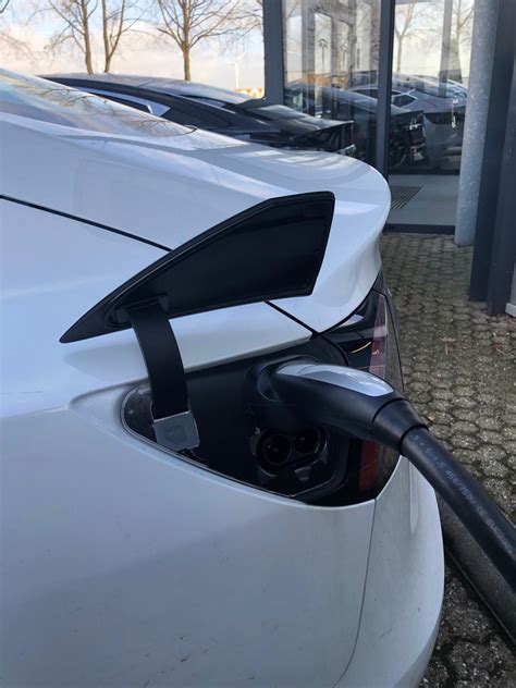 Tesla Starts Testing Model 3 With A Ccs Charging Port In Europe 1reddrop