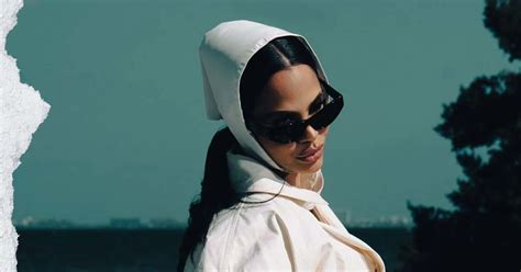 Natti Natasha Estrena Video Musical Del Tema Otro Caption SuperTrendy