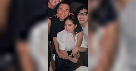 Viral! 8 Potret Nagita Slavina Joget Vulgar di Party Tanpa Raffi Ahmad, Rok Cuma Sejengkal ...