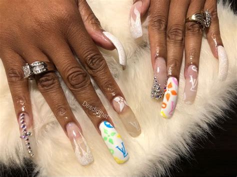💕💅🏽😍 If You Want A Promo Follow Me And Dm Me Coldestwinterever 🌞 Pin