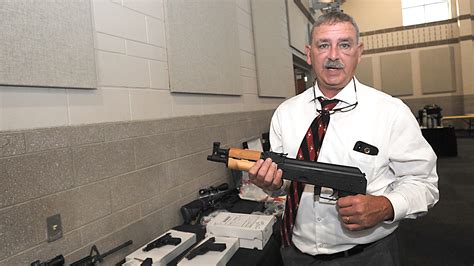 Ex Spartanburg County Sheriff Wright To Plead Guilty To Fraud Drugs