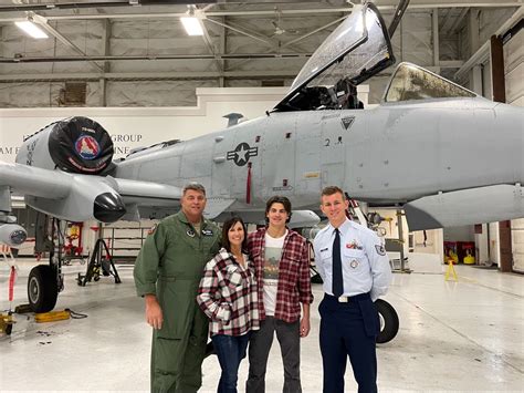 Idahoairguard Airforce Avionics Militaryrec Andrew Schiebout