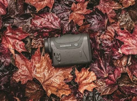 Viewing Optics Buying Guide Binoculars Vs Spotting Scope Vs Telescope