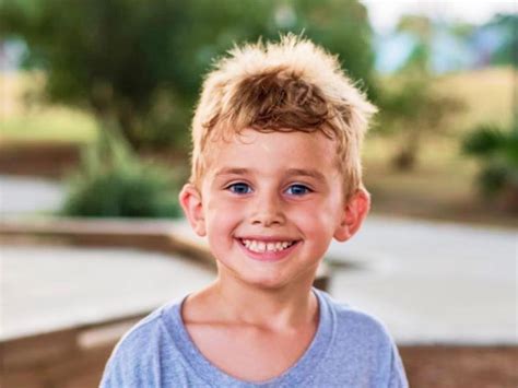 So Ar Con Ni O Sonriendo