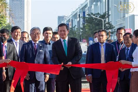 Msjtv News នាយករដ្ឋមន្ត្រីនៃកម្ពុជា ការប្រែក្លាយបឹងជើងឯកពីកន្លែងកប់សពទៅជាតំបន់មានការអភិវឌ្ឍន៍