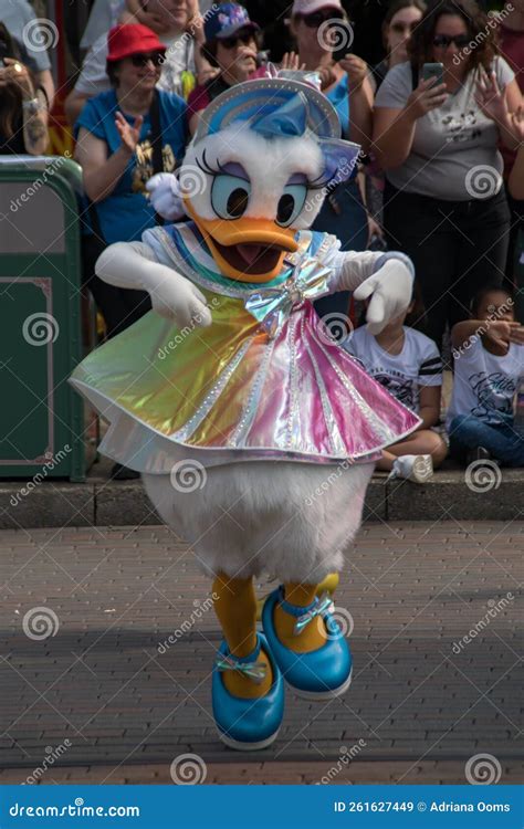 Dream And Shine Brighter Editorial Stock Image Image Of Dance 261627449