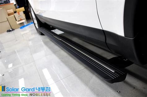 대전 수입차전동사이드스텝 전문점 퍼스트카에서 랜드로버 올뉴 디스커버리5 고급형 사이드발판 러닝보드 2열포지션 높이조절 디퍼런셜 고정대 에코파워캡 장착했습니다