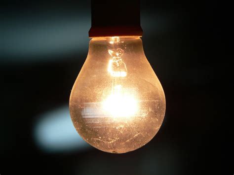 Bakgrundsbilder : ljus, Glödlampa, lampa, gul, belysning, skal, strå ...