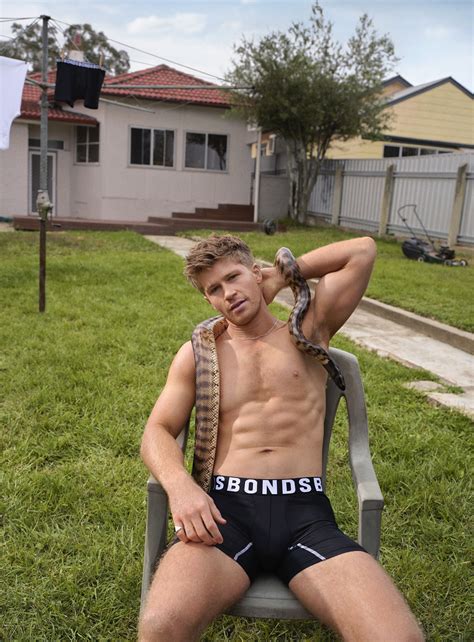 Robert Irwin Models Bonds Underwear In Campaign Photos