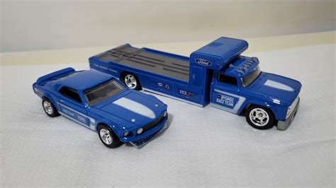 Hot Wheels Premium Team Transport Ford Mustang Boss Retro Rig Hobbies Toys Toys