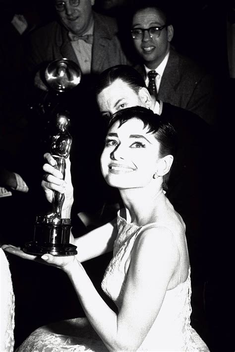 Audrey At The Oscars Audrey Hepburn Photo 5201965 Fanpop