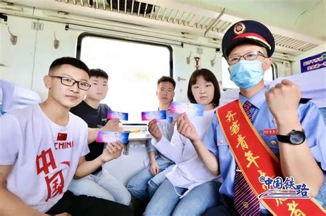 高考作文题出来了！下一场继续加油！澎湃号·政务澎湃新闻 The Paper