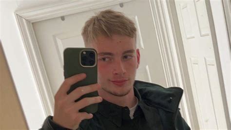 Walter Mitty Call Handler Who Pretended To Be Paramedic To Impress