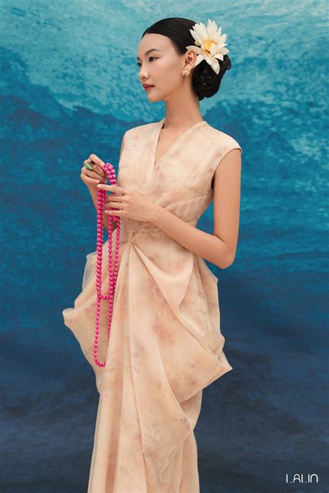 Lalin Lalin Added A New Photo